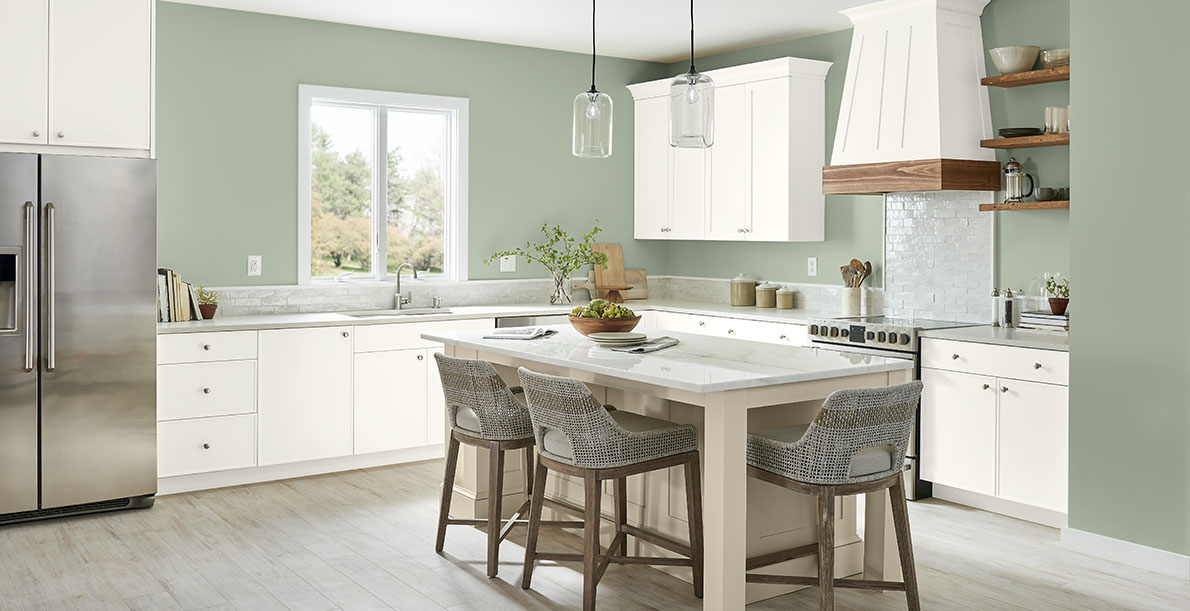 Cocina Verde Costera | Cocina Clásica, Acogedora e Invitadora | Behr